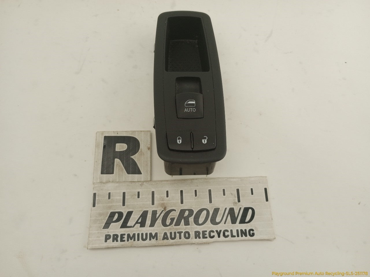 Dodge Durango Front Right Power Window & Door Lock Switch | Playground PAR
